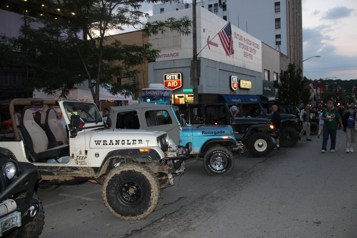 5 Great Jeep JK upgrades for under $100 Dollars | Offroaders.com