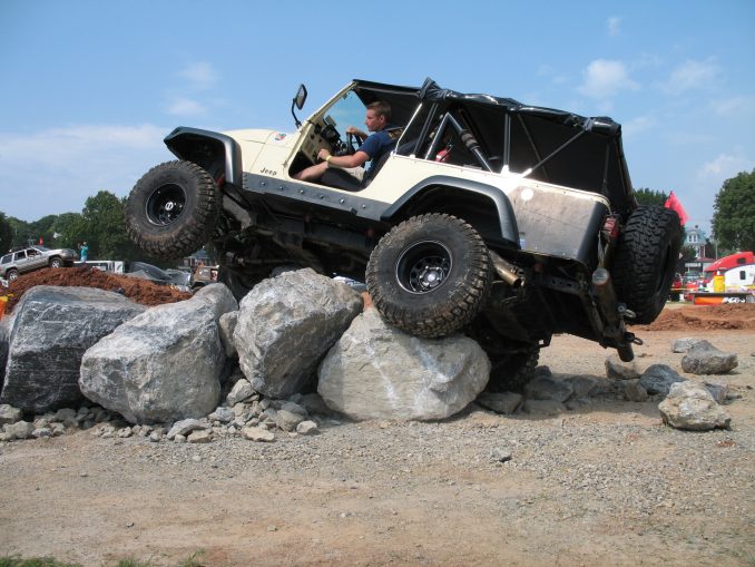 Zombie Apocalypse Offroad Tank-Like Beast