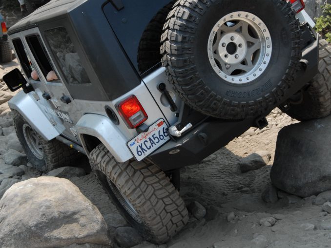 Zombie Apocalypse Offroad Tank-Like Beastly War Machine – Offroaders ...