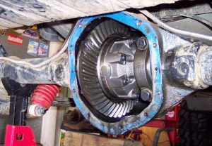 Detroit Locker Install – Offroaders.com provides information and ...