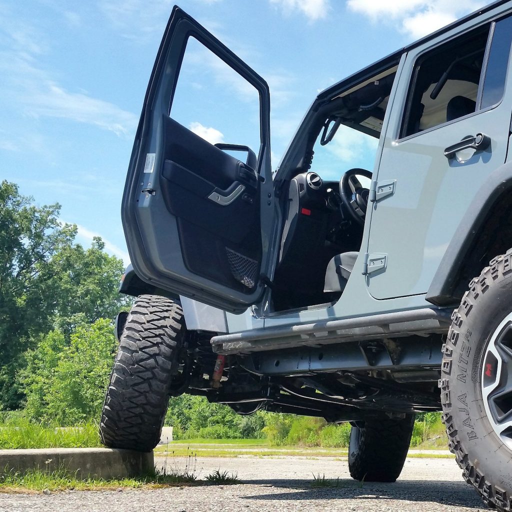Smart Door Stops Review – Jeep JK Installation – Offroaders.com ...